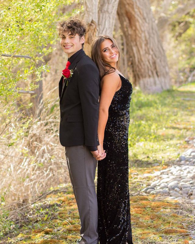 Image of Avia Colette Butler