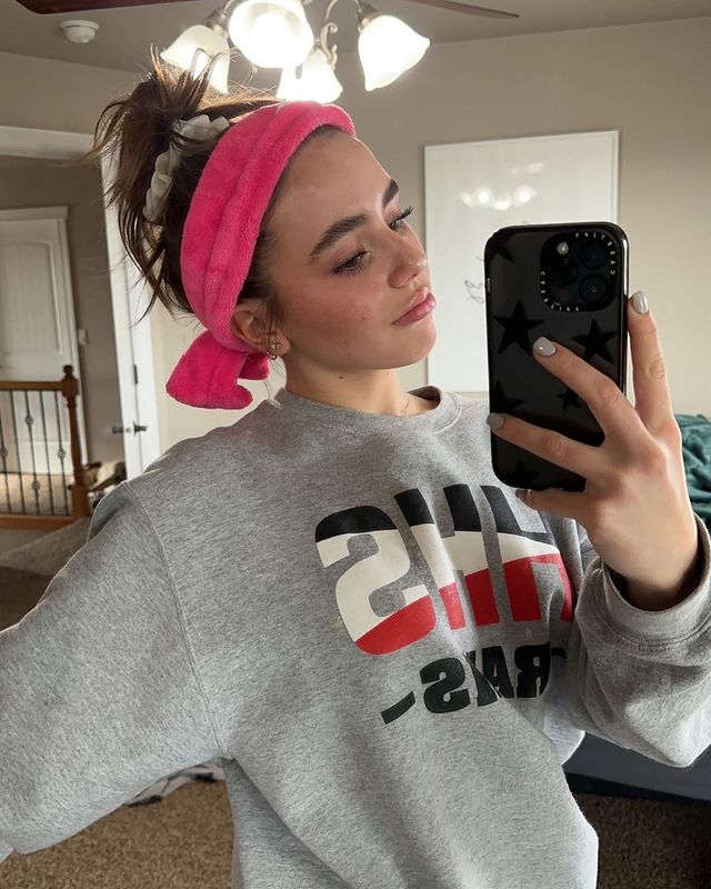 Image of Avia Colette Butler