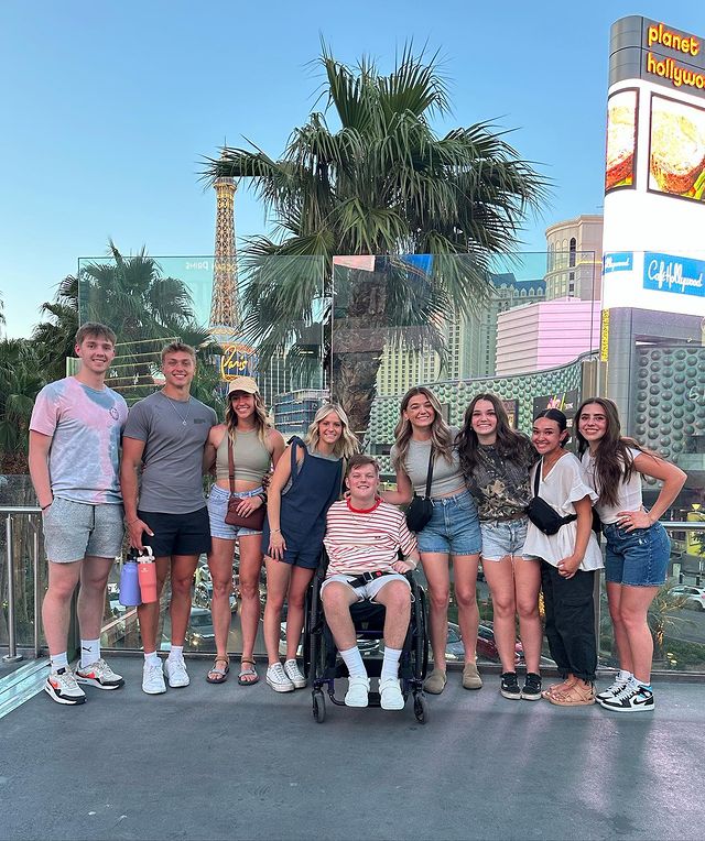 Picture of Avia Colette Butler