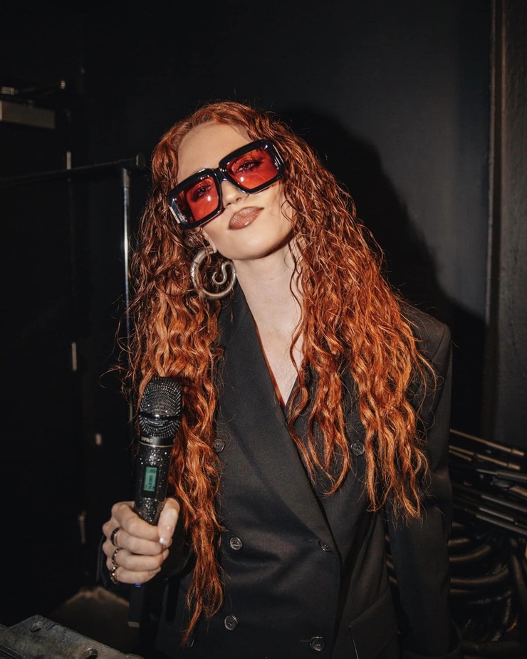 Picture of Jess Glynne