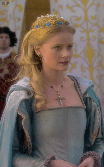 Image of Anita Briem