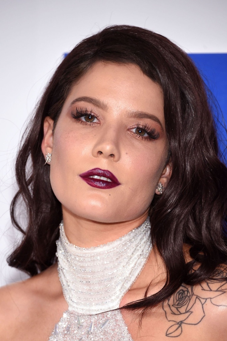 Image of Halsey