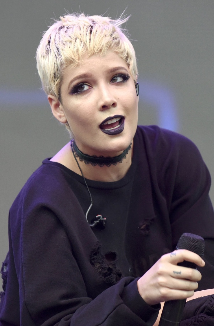 Picture of Halsey