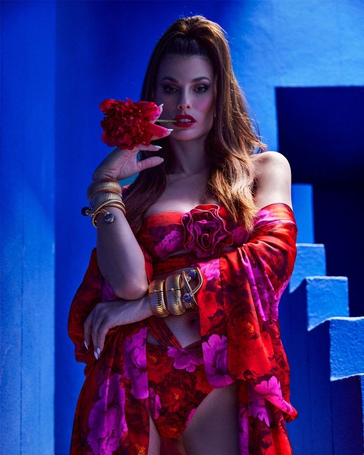 Picture of Dayane Mello