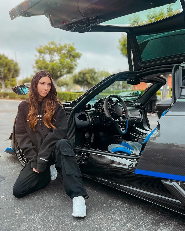 Picture of Corlé Bunch