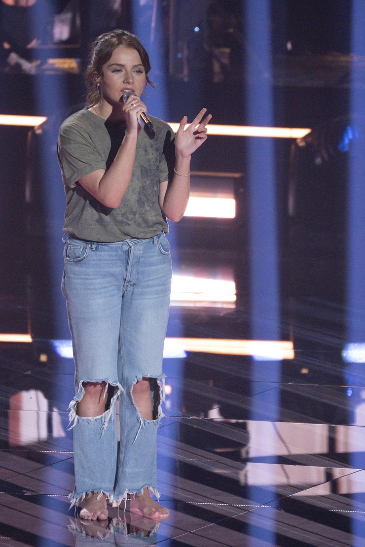 Picture of Emmy Russell