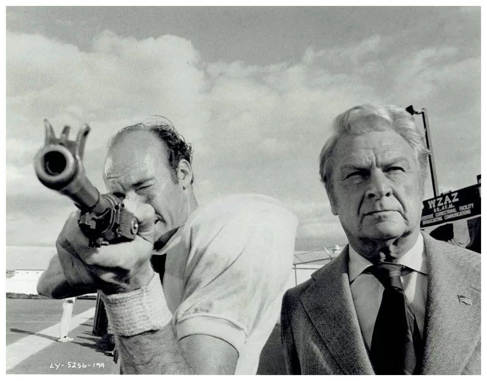 Ed Lauter, Eddie Albert