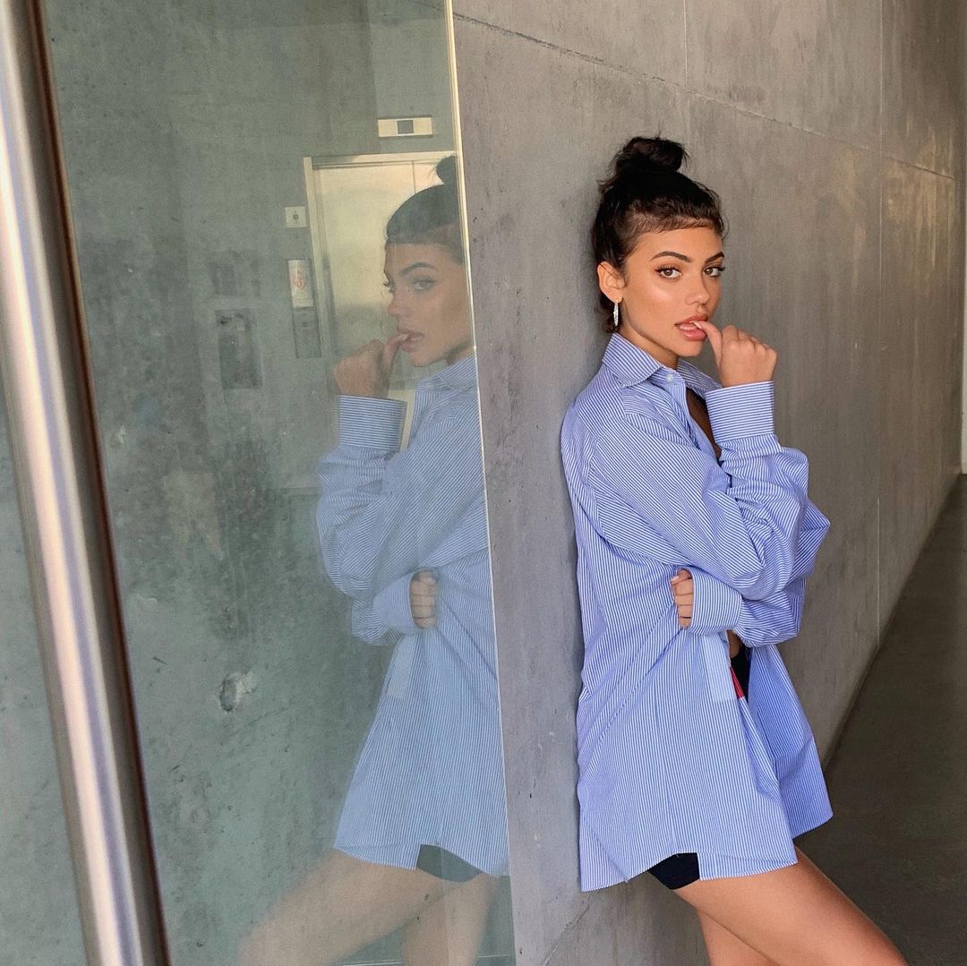 Picture of Kelsey Calemine