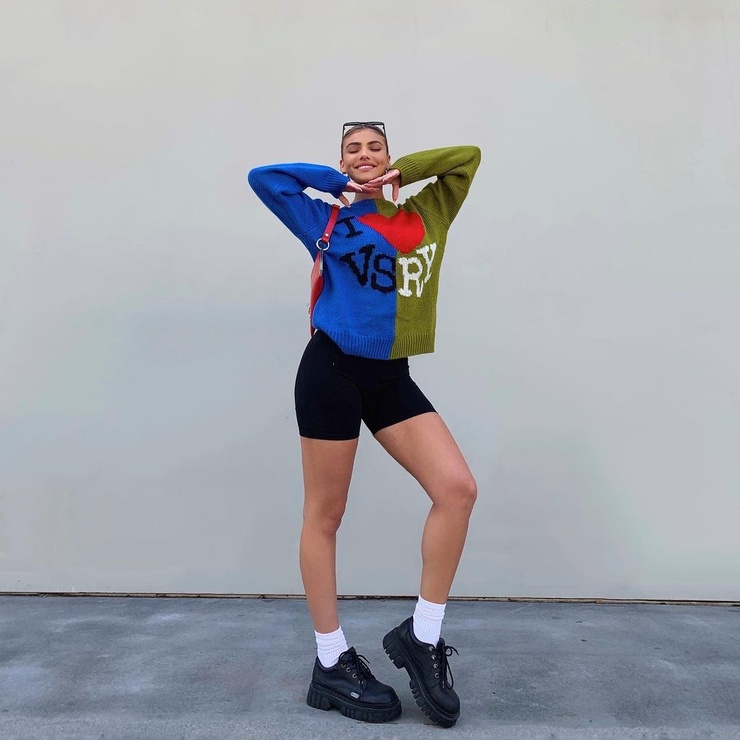 Image of Kelsey Calemine