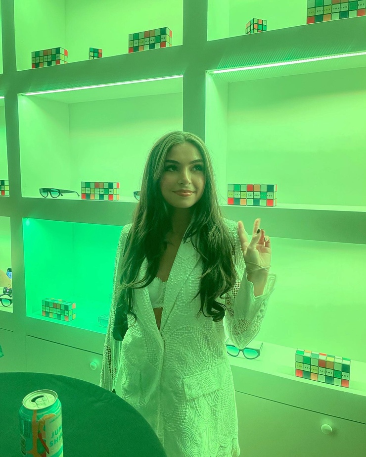 Ashley LaMarca image