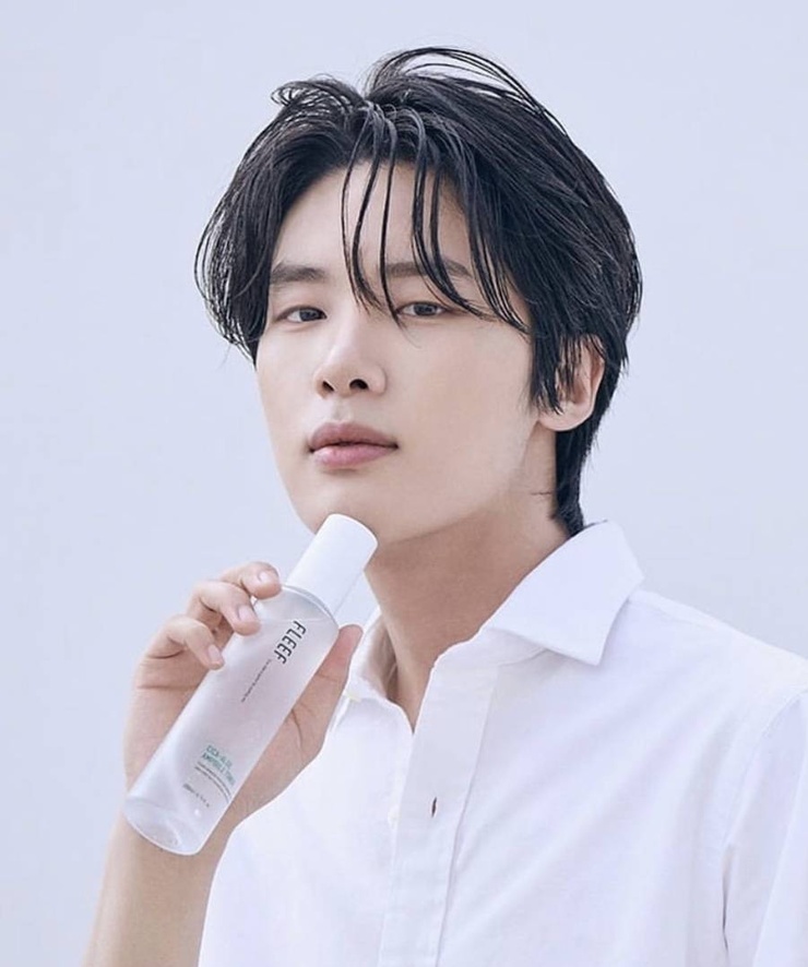 Picture of Kim Dong-Hee