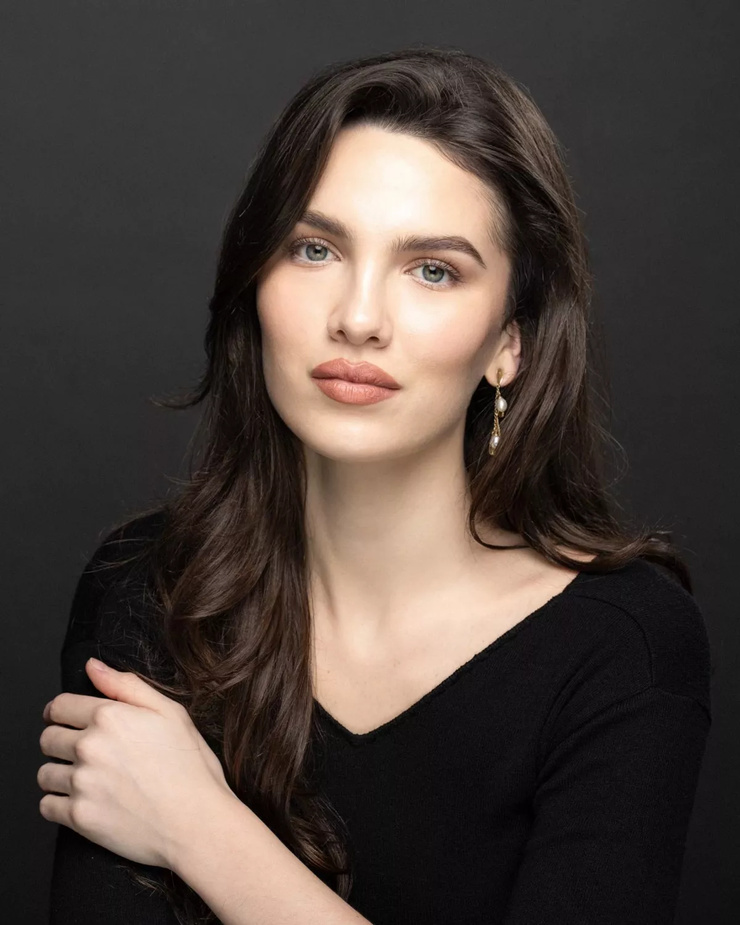 Picture of Maya Henry