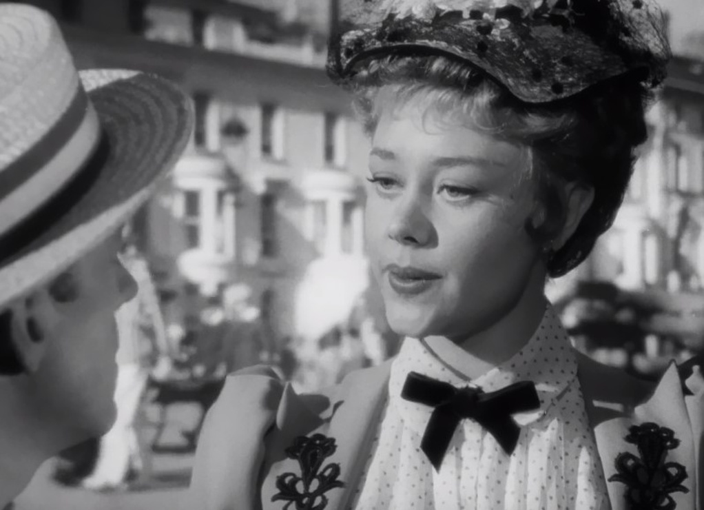 Alec Guinness and Glynis Johns