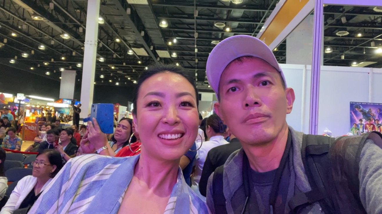 Ma'am Sam Oh Host at Philippine Book Festival 202