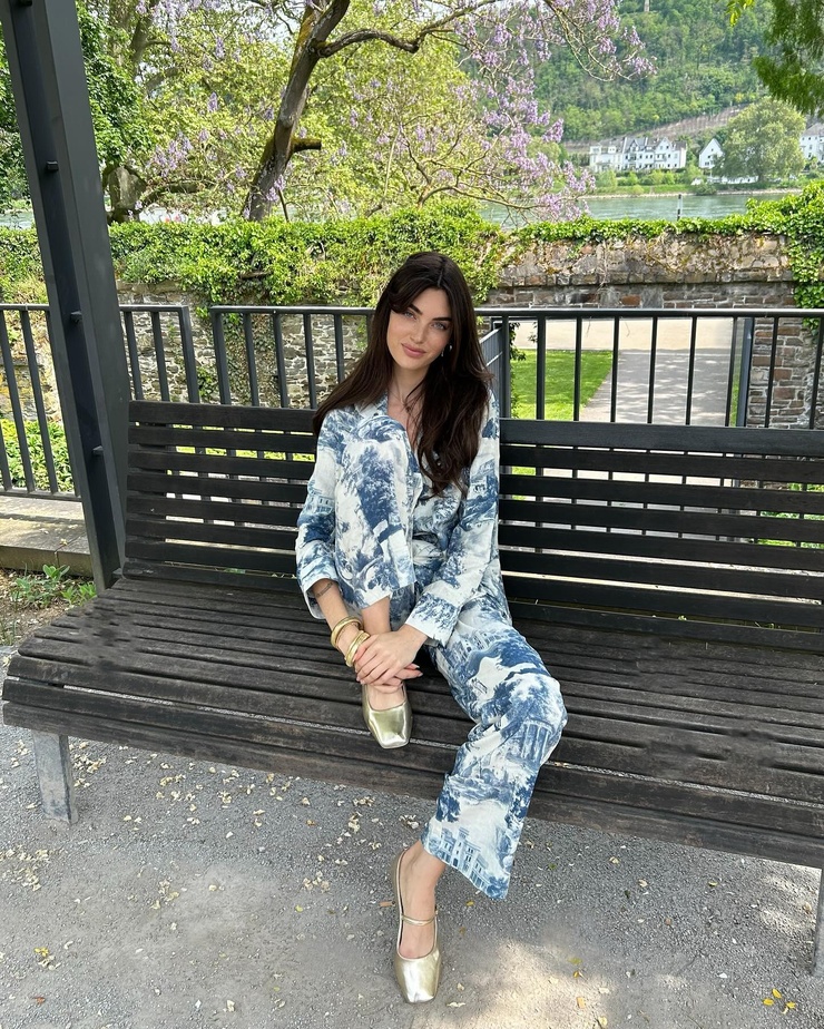 Picture of Celine Bethmann