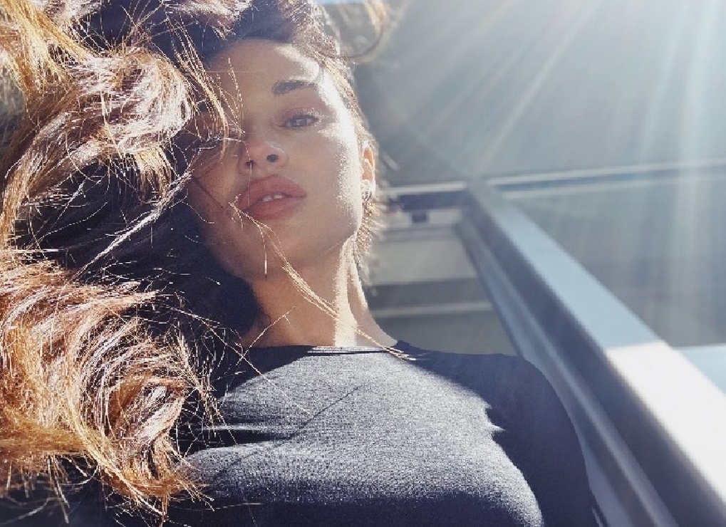 Picture of Crystal Reed