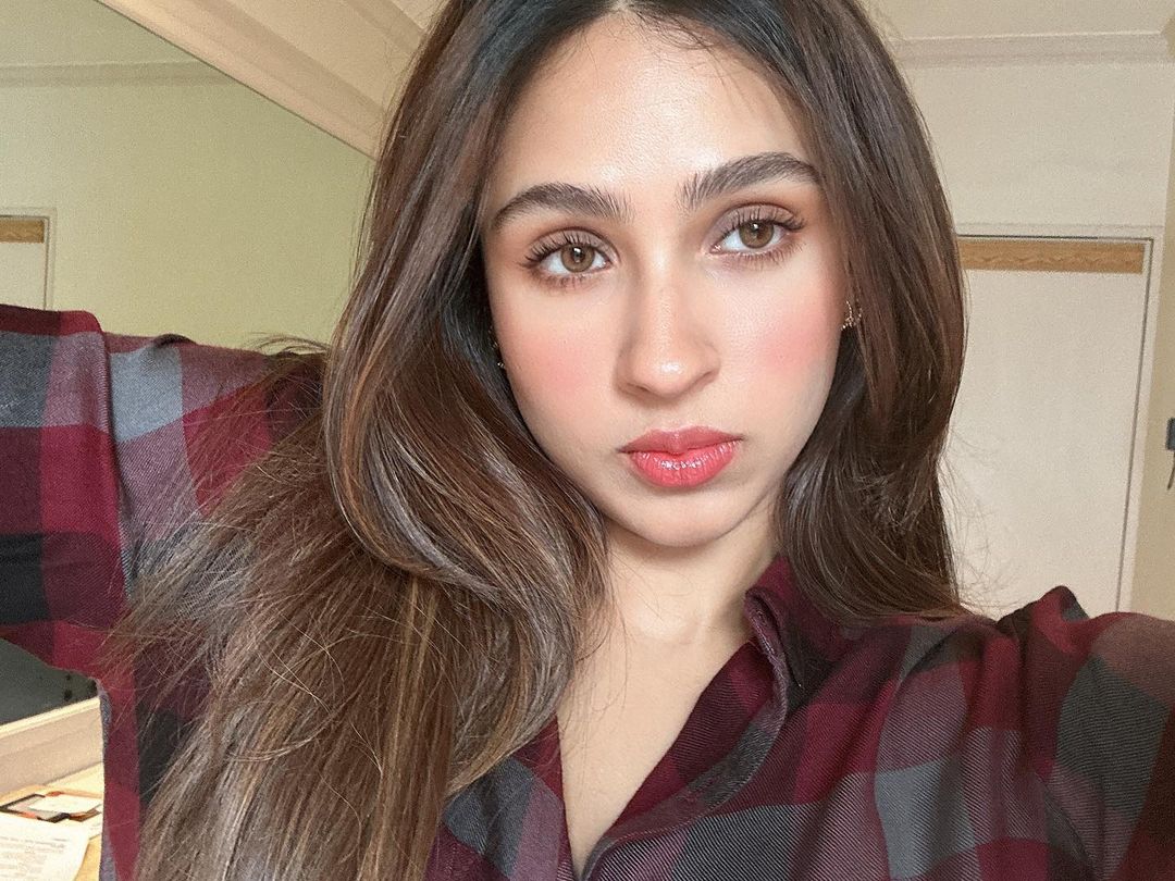 Picture of Pashmina Roshan