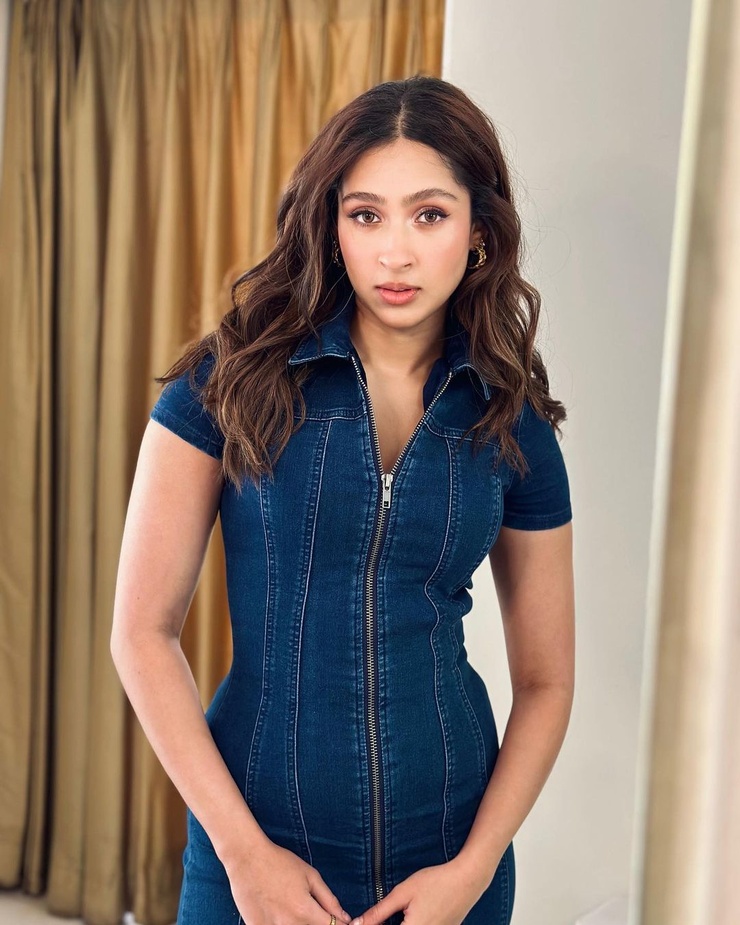 Picture of Pashmina Roshan