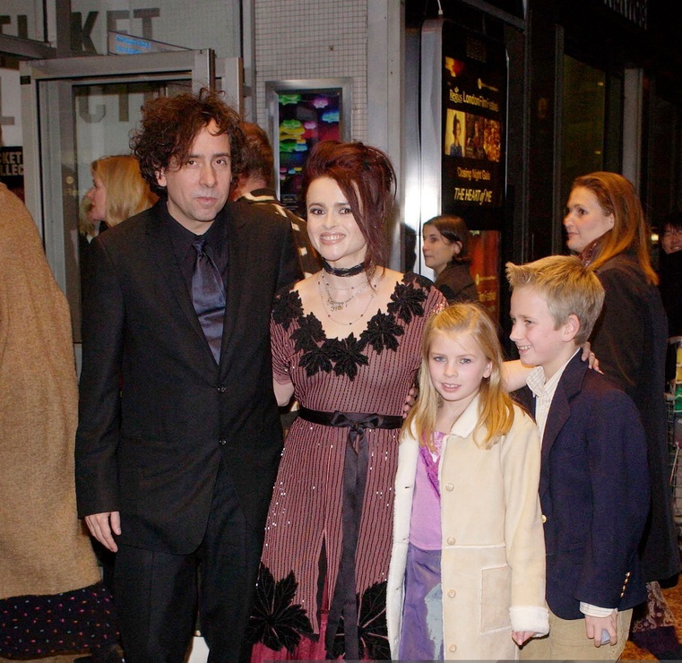 Nov 22, 2002 - The Heart of Me Premieres in London