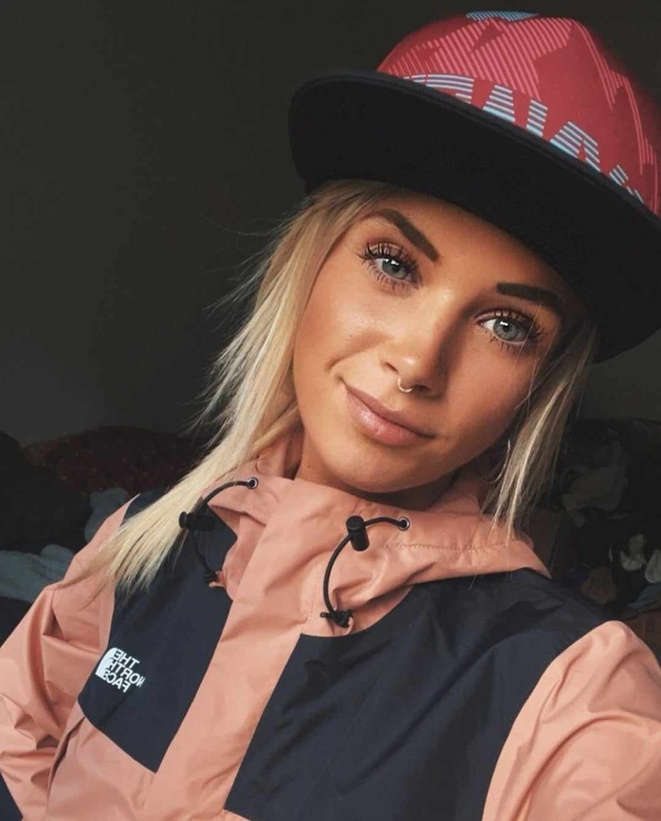 Picture of Sabrina "Sashoe" Schuster