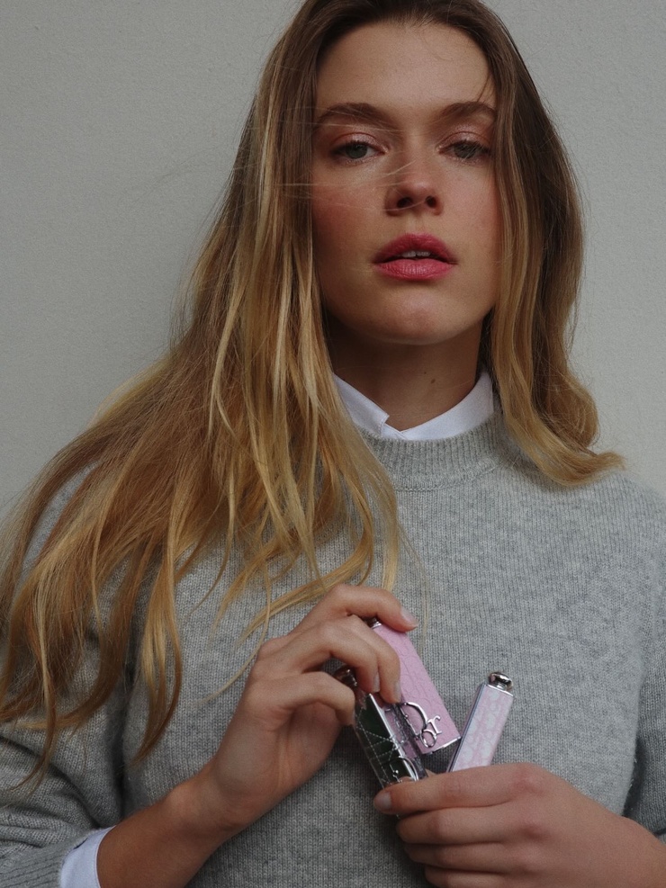 Picture of Victoria Lee