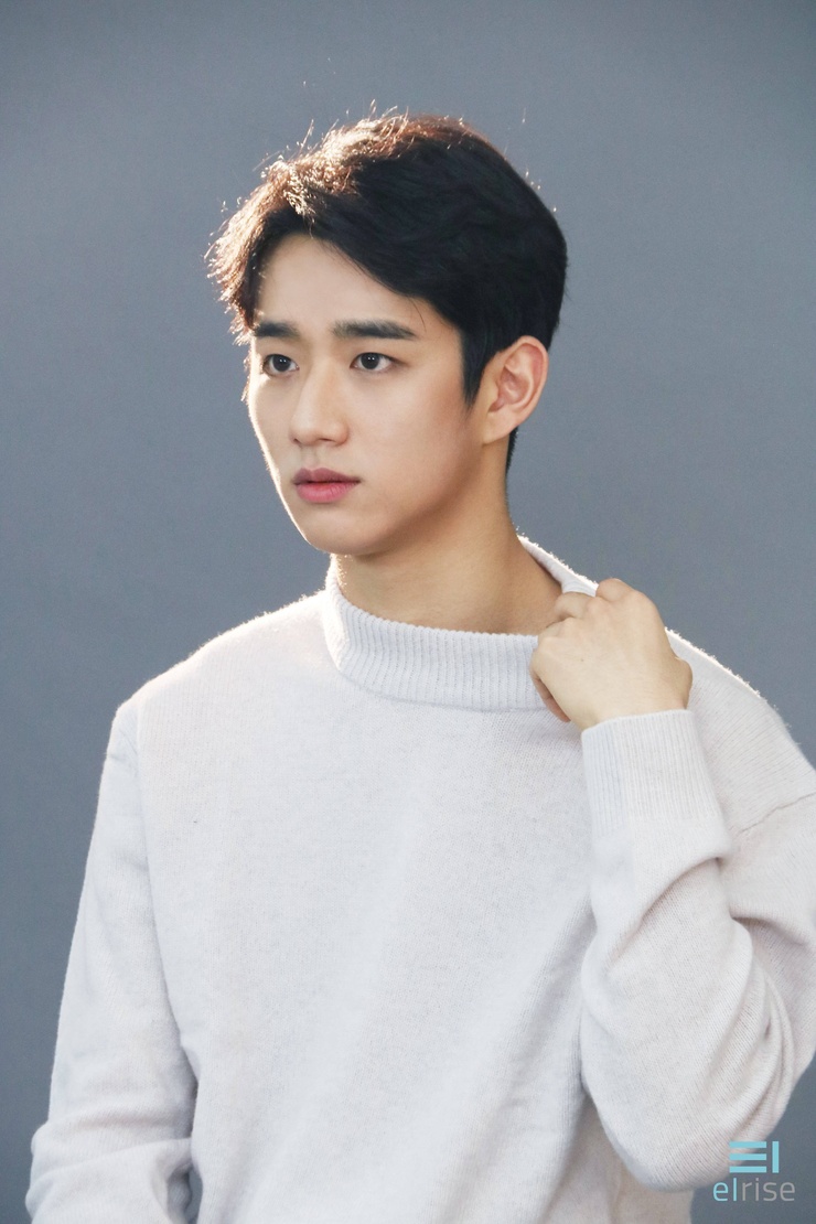 Picture of Ahn Do-Gyoo