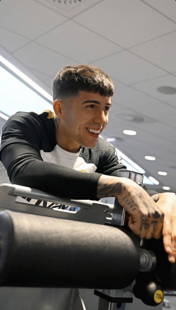 Picture of Enzo Fernández