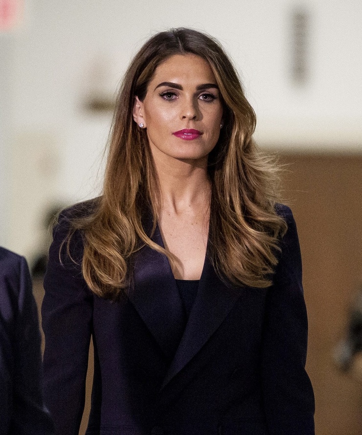 Hope Hicks picture