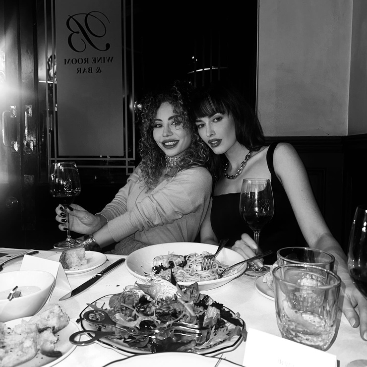 Sarah Stephens image