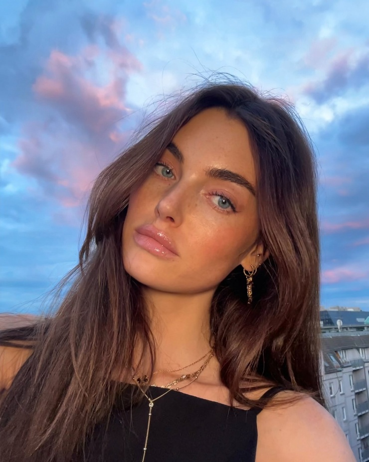 Picture of Celine Bethmann