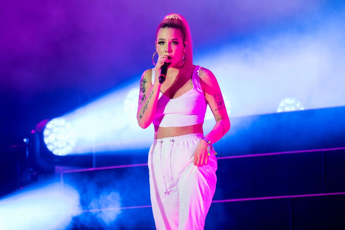 Image of Halsey