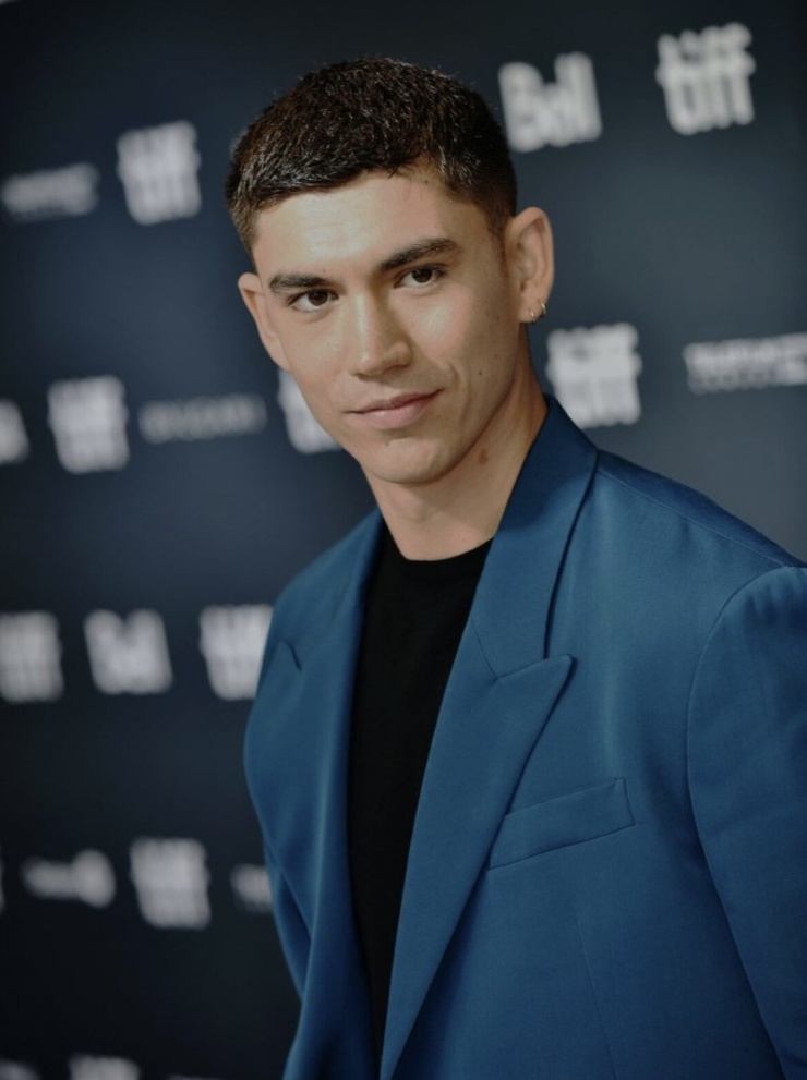 Picture of Archie Renaux