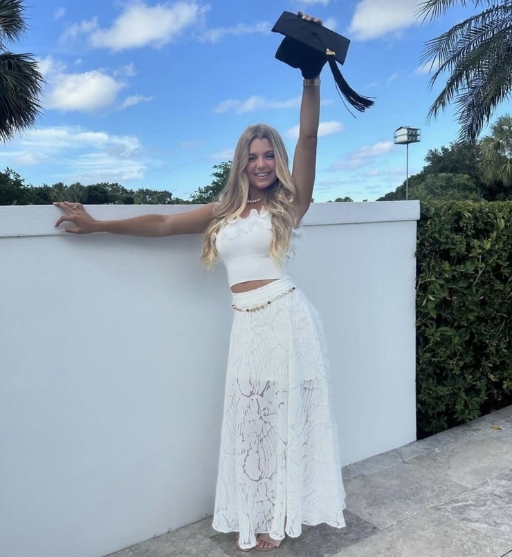 Picture of Anna Leigh Waters