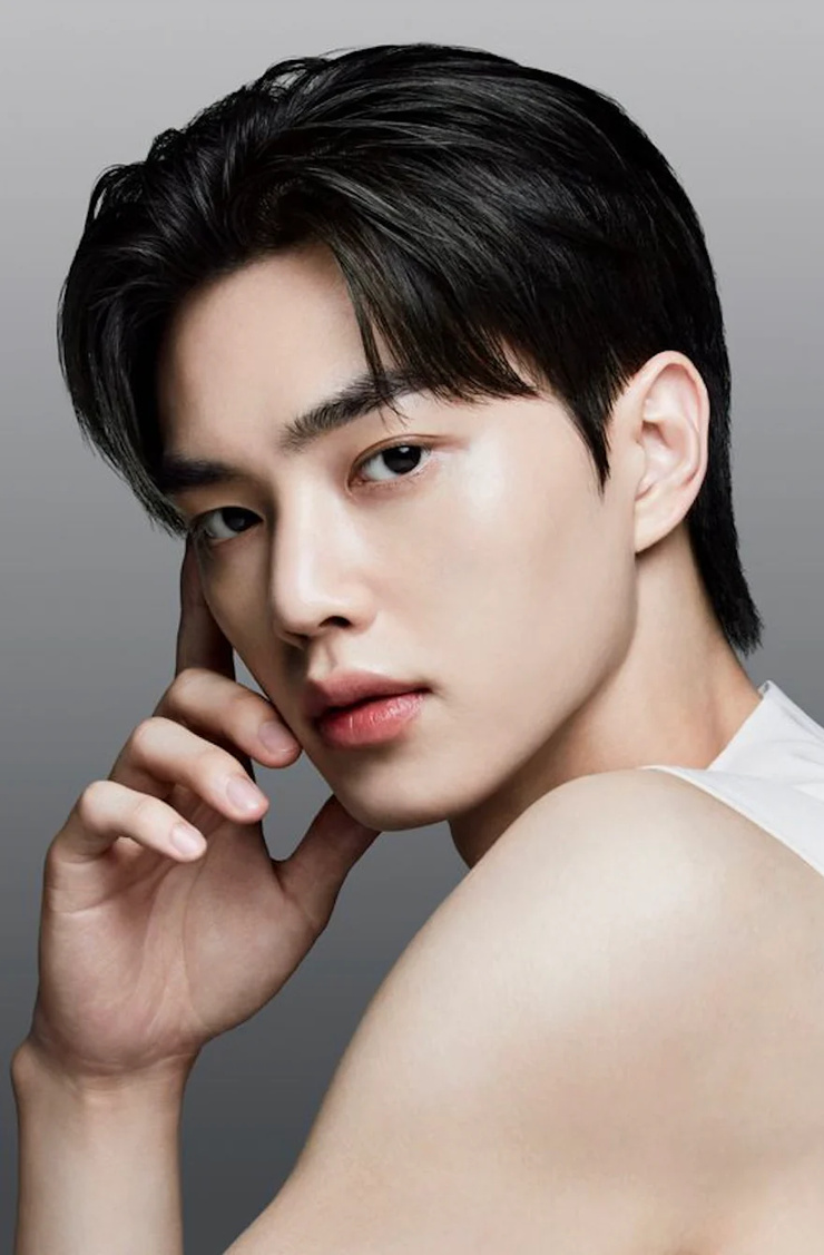 Picture of Song Kang