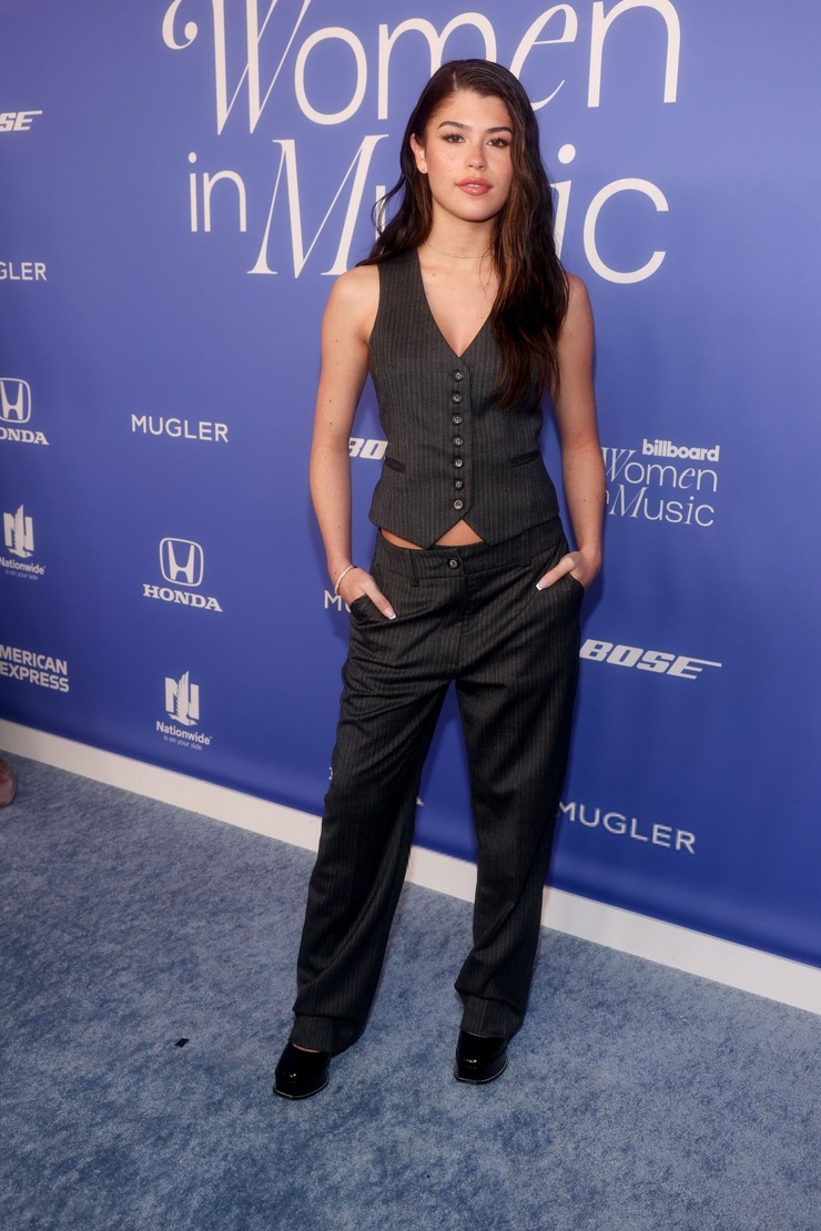 Dylan Conrique image