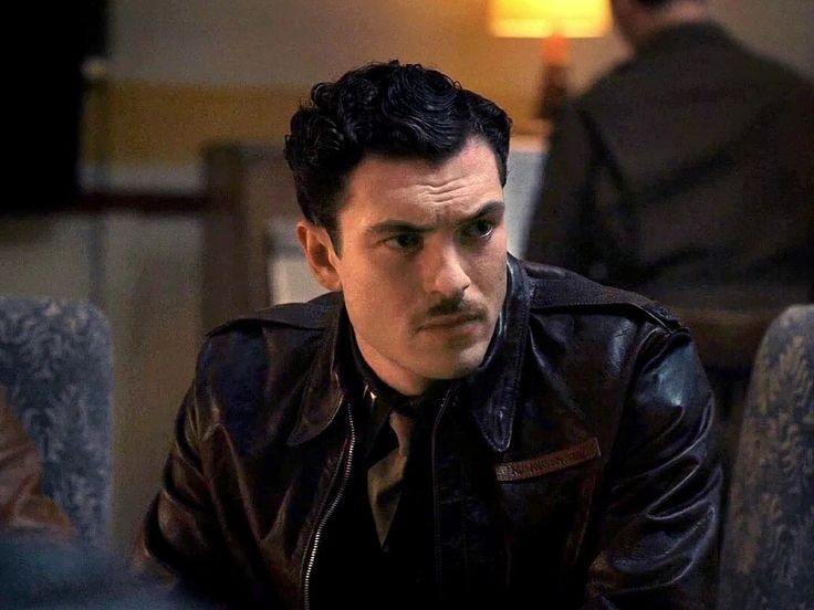 Picture of Nate Mann