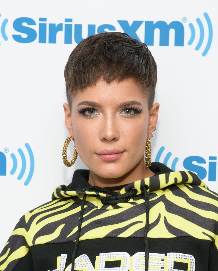 Picture of Halsey