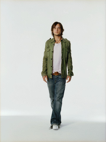 Picture of Justin Chatwin