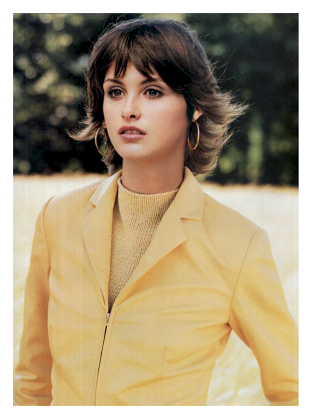 Trish Goff - Ann Taylor SS-2001 Ads
