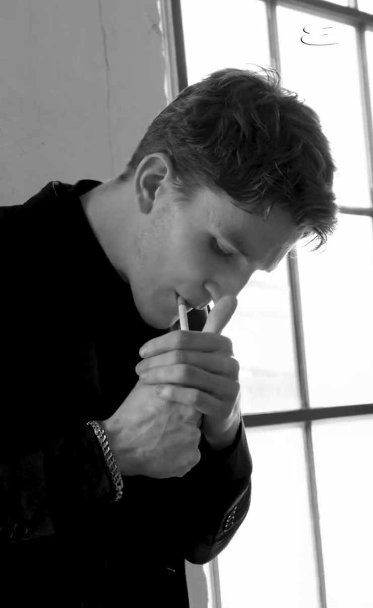 Picture of Ewan Mitchell