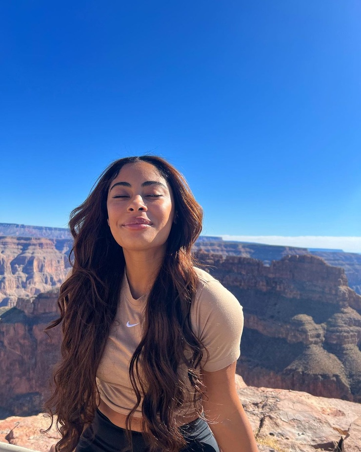 Image of Katlynn Simone