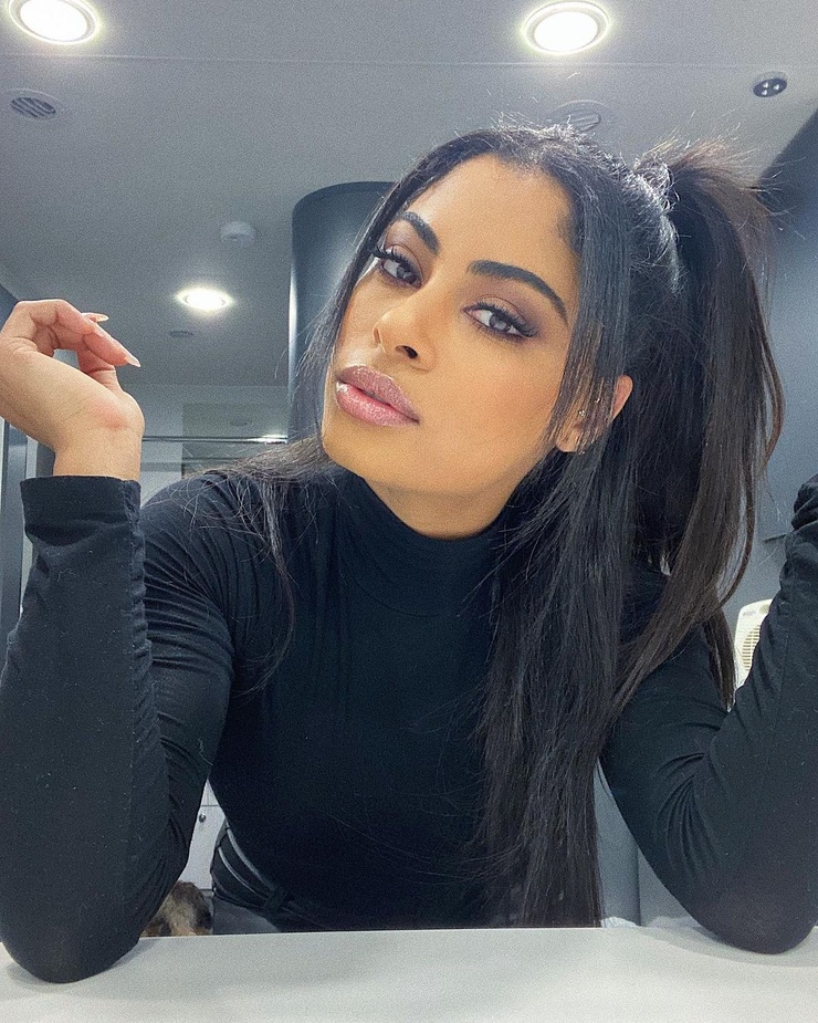 Picture of Katlynn Simone