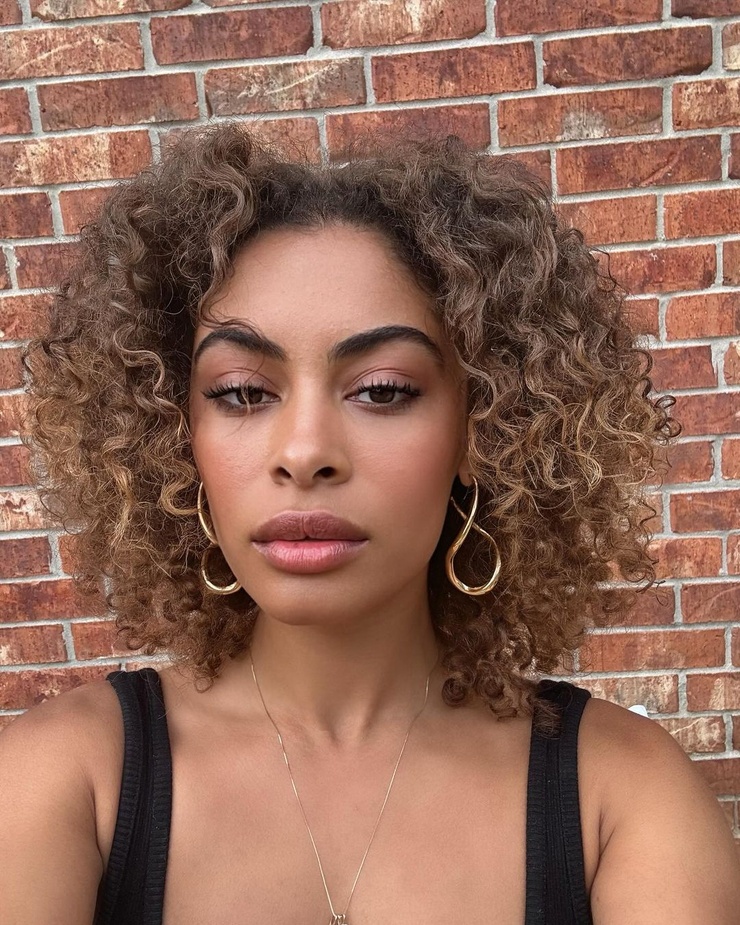 Picture of Katlynn Simone