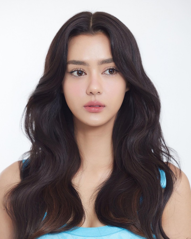 Image of Amanda Obdam