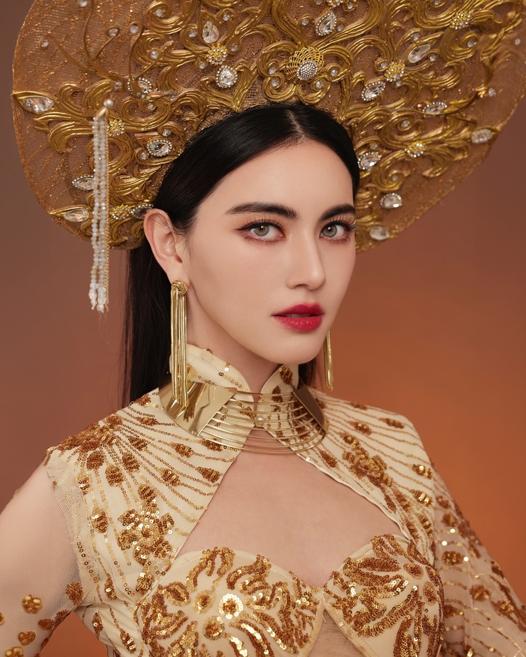 Davika Hoorne picture