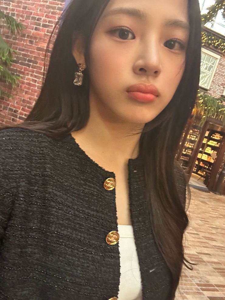 Picture of Minji Kim