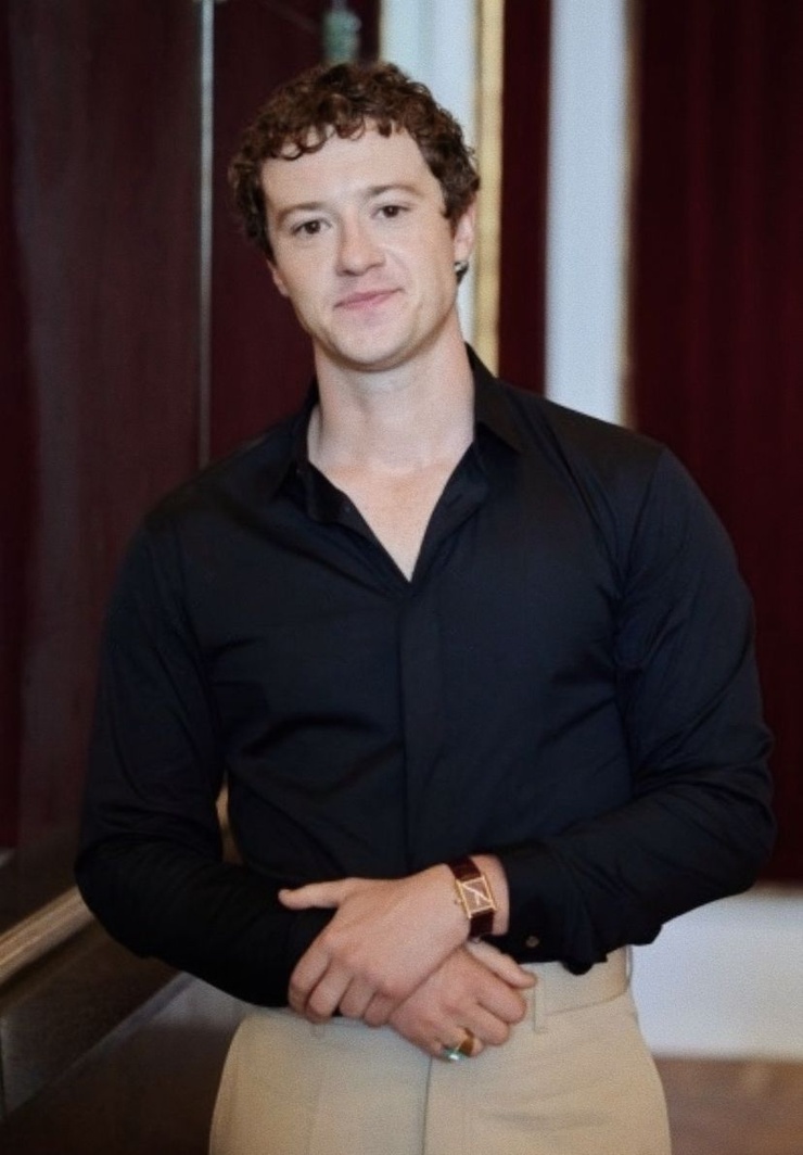 Picture of Joseph Quinn