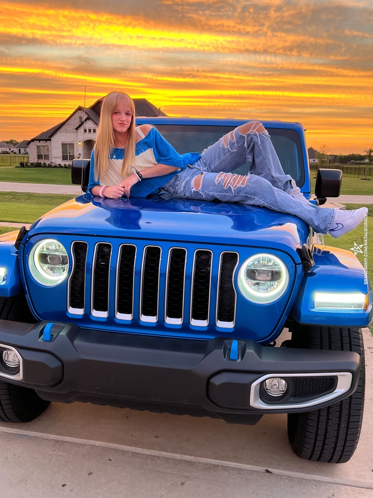 Natalie Grace picture