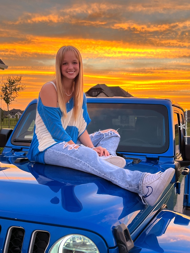 Picture of Natalie Grace