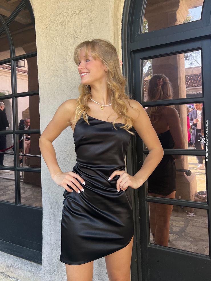 Picture of Natalie Grace